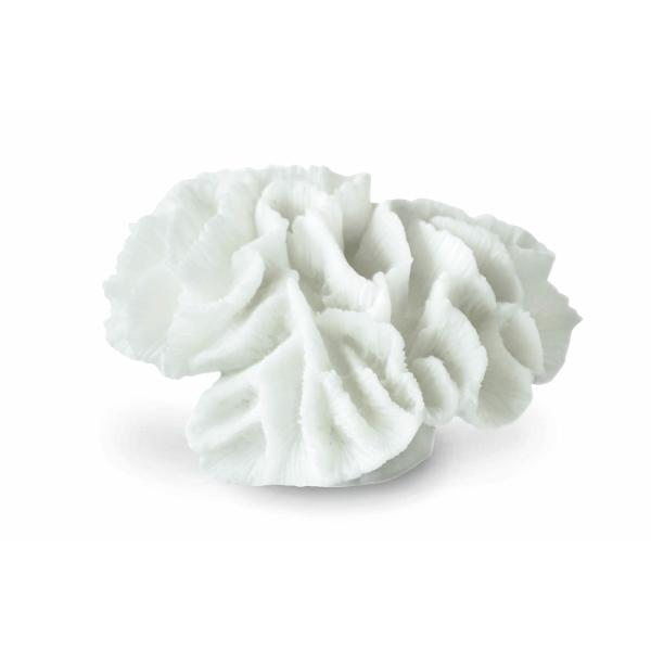 Mette Ditmer（メッテ・ディットマー）は、1995年にデンマークで設立されたインテリアブランドで、北欧ミニマリズムと洗練されたグラフィックデザインを融合させたスタイルで知られています。創設者メッテ・ディットマーのデザイン哲学は「デ...