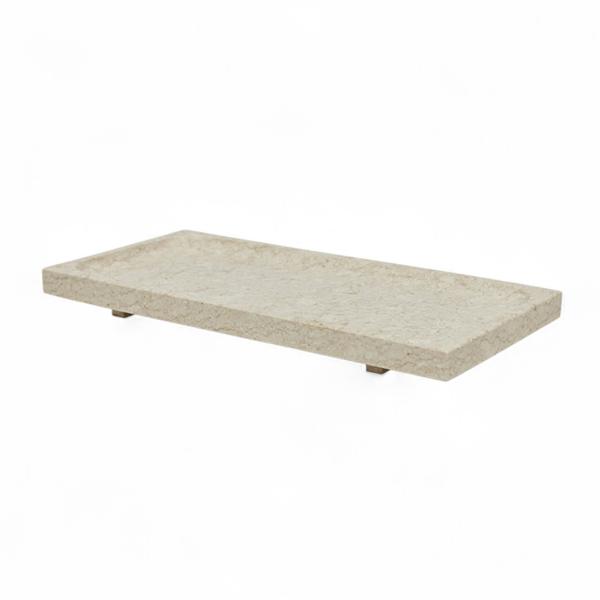 OYOY Living Design（オイオイ リビング デザイン）は、デンマークのデザイナー Lotte Fynboe によって2012年に設立された、北欧らしさに満ちたライフスタイルブランドです。ブランド名の“OYOY”はデンマーク航空...