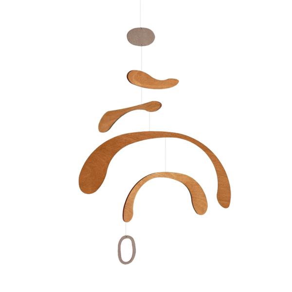 Kinetic Levi（キネティック・レヴィ）は、動きのある現代アート「キネティックアート」をテーマにしたインテリアモビールのブランドです。空気の流れに応じてやわらかく揺れる繊細な造形は、空間に静かな動きと詩的な美しさを与え、リビングや玄...