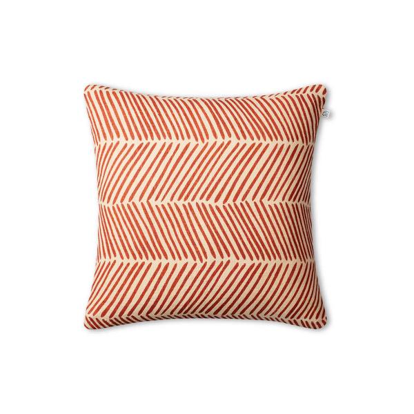 Chhatwal &amp; Jonssonは、Stig JonssonとGeetali Chhatwal Jonssonによって創設されたスウェーデンのブランドです。主にクッションやラグなどのテキスタイル商品を製造しています。スカンジナビ...