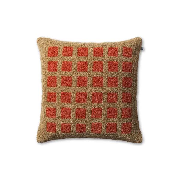 Chhatwal &amp; Jonssonは、Stig JonssonとGeetali Chhatwal Jonssonによって創設されたスウェーデンのブランドです。主にクッションやラグなどのテキスタイル商品を製造しています。スカンジナビ...