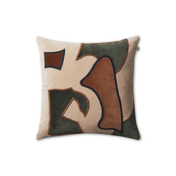 Chhatwal &amp; Jonssonは、Stig JonssonとGeetali Chhatwal Jonssonによって創設されたスウェーデンのブランドです。主にクッションやラグなどのテキスタイル商品を製造しています。スカンジナビ...