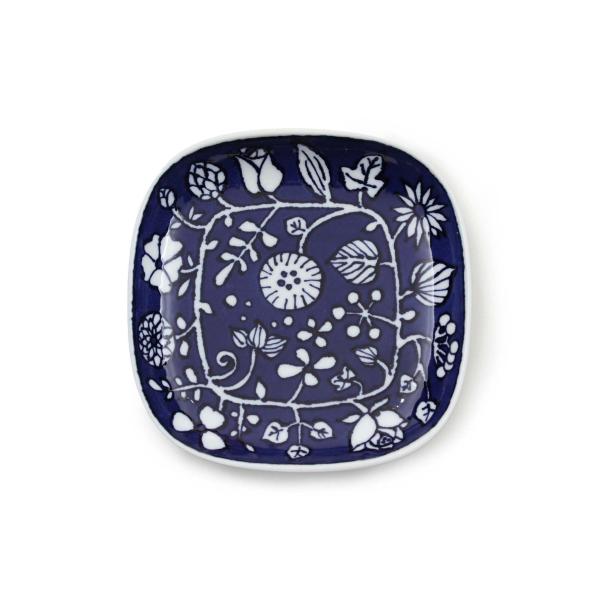 にぎやかなお花たちがとても楽しい、「フラワーパレード」。人気の波佐見焼のプレートの中でも大人気のアイテムです。まずは見ただけで楽しい柄。3色ご用意しておりますが、どれも華やかで躍動感にあふれています。関連キーワード：和山 WASAN 波佐見...