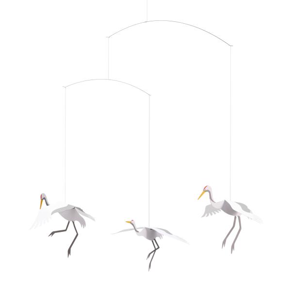 Flensted Mobiles（フレンステッド・モビール）は、1953年創業のデンマーク発・モビール専門ブランド。北欧デザインの文脈に立脚し、造形・質量配分・回転慣性を最適化して、わずかな気流でも自律的に表情を変える構成美を追求します。各...