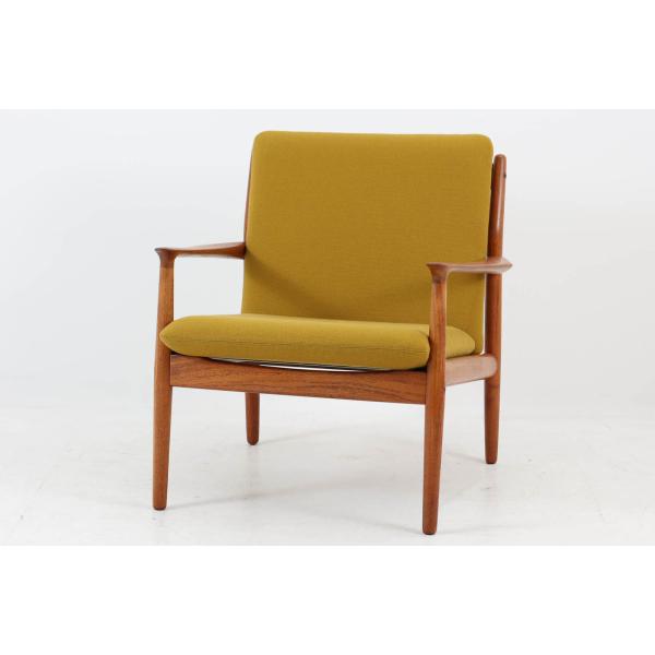 北欧より買い付けたSvend Aage Eriksenデザインのシングルソファです。何処から見ても素敵で軽快なフォルムで永くご使用いただけると思います。本体には良質なチーク材が使用されています。関連キーワード：【3人掛けソファ 3P アンテ...