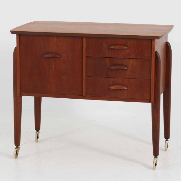 CHLOROS(クロロス)　北欧ビンテージ家具/照明/雑貨　デンマーク/スウェーデン