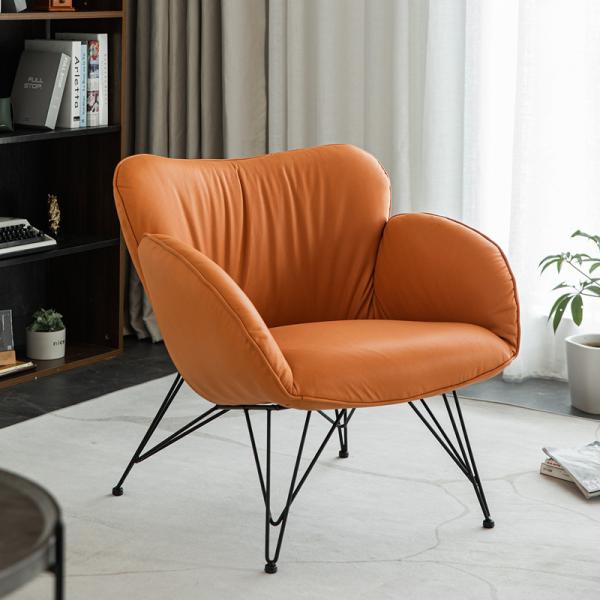 人間工学に基づいてデザインされた、ソファーチェアです。高反発クッション内蔵なので、長時間座っても疲れにくいです。脚には炭素鋼を使用しており、耐久性・安定性も抜群です。アームレスト一体型なので、リラックスして本を読んだり、映画を見たり、音楽を...