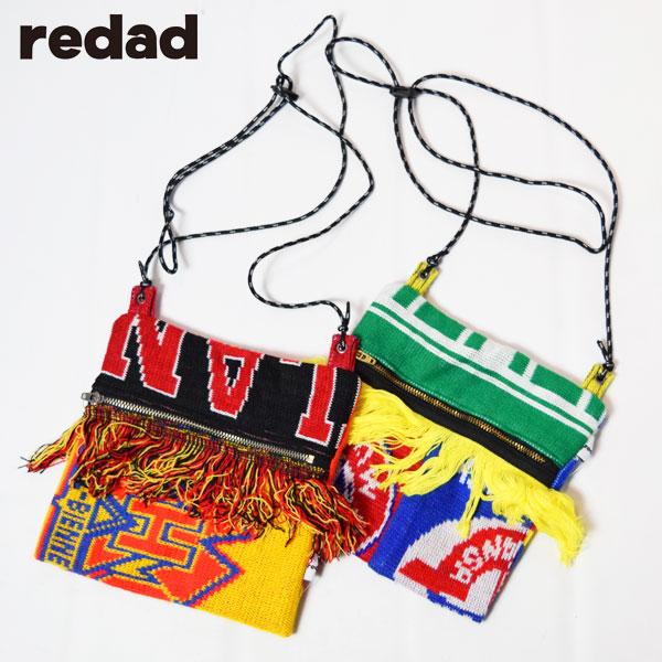 こちらはredadオリジナルパターンで作成したマイクロバッグになります。Usedのフットボールマフラーを使用。1点1点丁寧に裁断を行い微配色のパッチワークで仕上げ、コーディネートに取り入れやすく普段使いのし易い大きさ。またコードは手持ちとシ...