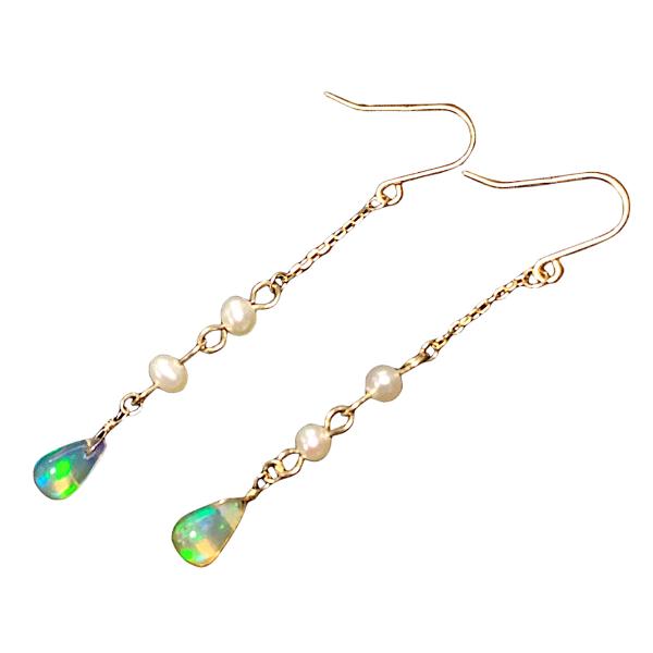 アクセスありがとうございます。■商品名K18 AAA エチオピア産 プレシャス オパール ドロップカット ＆ 淡水真珠 ロングタイプ チェーンフックピアス        ■素材/サイズ：天然石   ◎AAA エチオピア産 プレシャス オパー...