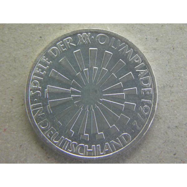 品位　銀62.5％　量目15.5ｇ　mintage125,000 in Deutschland with spiralling symbol