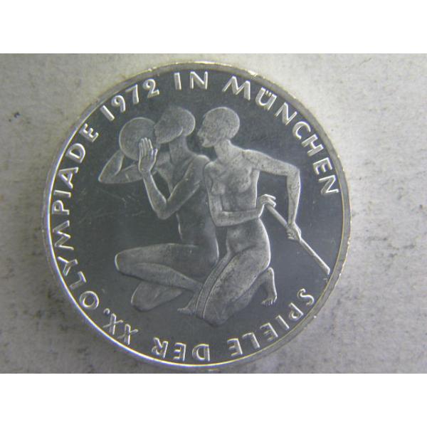 品位 銀62.5％ 量目15.5ｇ Athletes kneeling mintage150,000