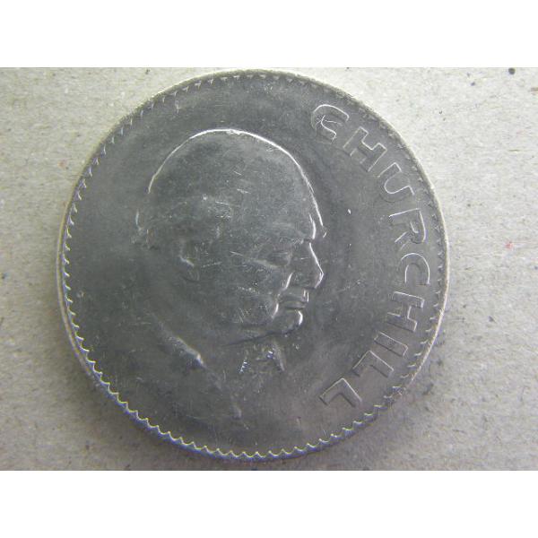 Composition: Copper-Nickel Diameter: 38.5mm