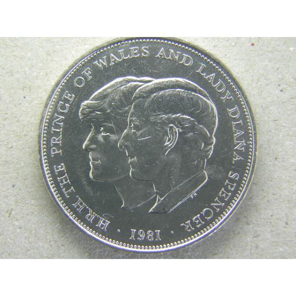 Composition: Copper-Nickel Diameter: 38.5mm