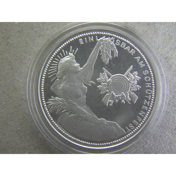 品位　銀90.0％　量目　25.0ｇ　直径33ミリ　Proof　発行枚数　2,200枚　Menzingen