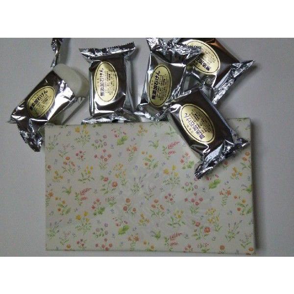 【発売日：2014年10月01日】敏感なお肌の方、アレルギー体質の方、赤ちゃん用にお勧めの純石鹸です。新型コロナ感染予防対策にも天然石鹸の洗浄力を有効にご利用いただけます。香料無添加ですが、さわやかな香りがほのかにします。1個135グラムあ...