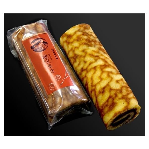 米粉100％の生地で栗入りのあんこをロールした和菓子です。お茶菓子や贈り物としてなど好評のお菓子です。米粉の生地に、上品な甘みの渋栗餡と虎模様のような焼き色が魅力の和菓子になります。ロールケーキも美味しいですが、和風のあんこロールもおすすめ...