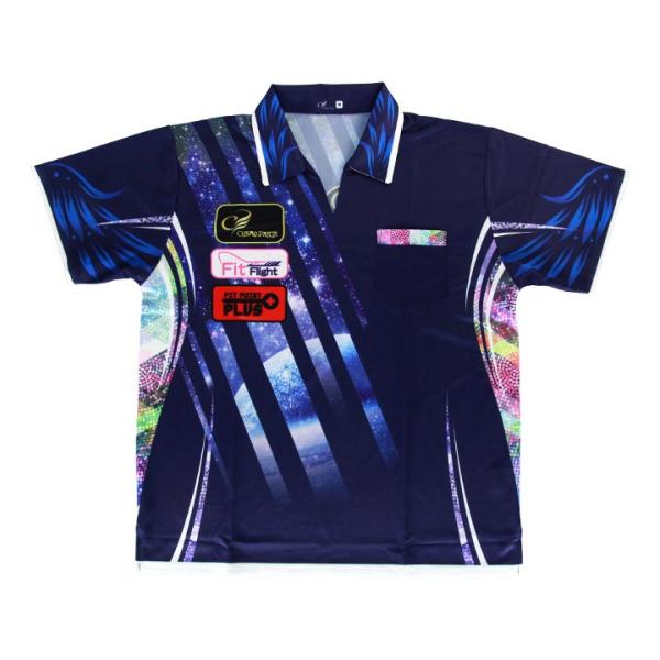 COSMO DARTS Replica darts shirts レプリカダーツシャツ|Galaxy Type 2018コスモダーツプレーヤーが2018年シーズンから着用するユニフォームのレプリカタイプ通気性のよい生地を採用し、機能性も十分...