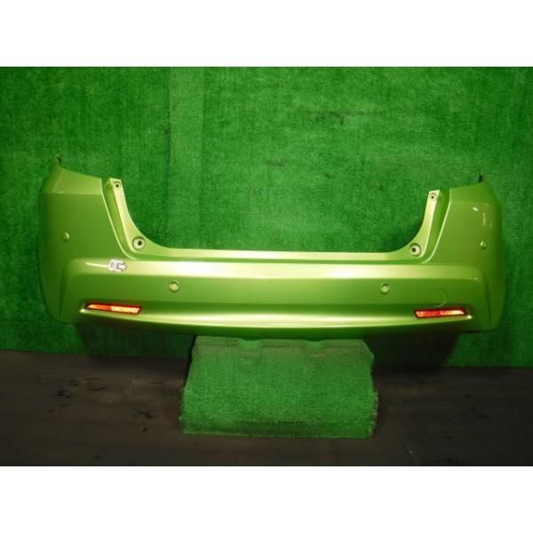**** 商品説明を必ずご確認ください ****部品管理番号：000240136615100メーカー純正品番：71501-TF0-900ZJ部品名：RバンパーASSY部品区分：リサイクル品車名：フィット車両タイプ名：5ドアハッチバック通称型...