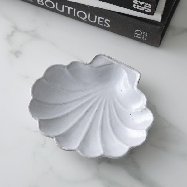 Astier de Villatte アスティエ・ド・ヴィラット ディッシュ 14cm Coquillage コキアージュ CPBCQL2 ホタテ貝 陶器 食器 小皿 プレート 【返品交換不可】  Coquillage Dish Saint...