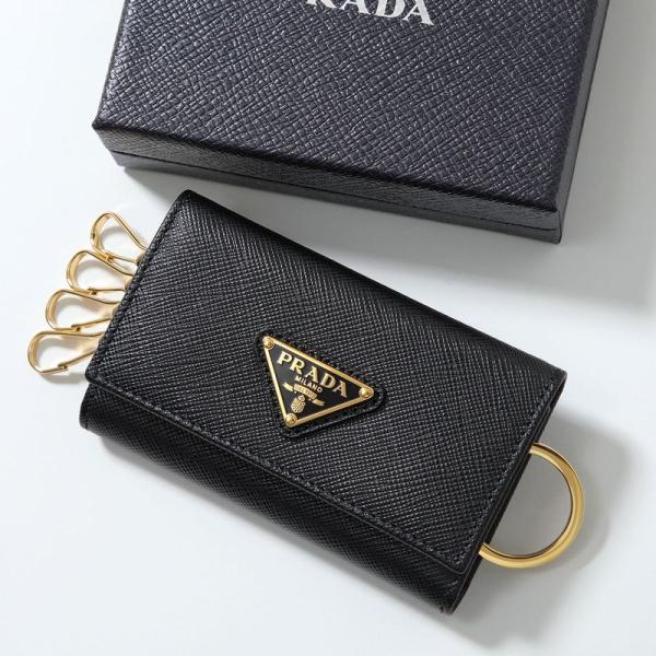 PRADA プラダ キーケース 1PG004 QHH レディース サフィアーノレザー トライアングルロゴ 4連 キーリング付き F0002/NERO 1PG004_QHH_F0632 /【2026年春夏新作】