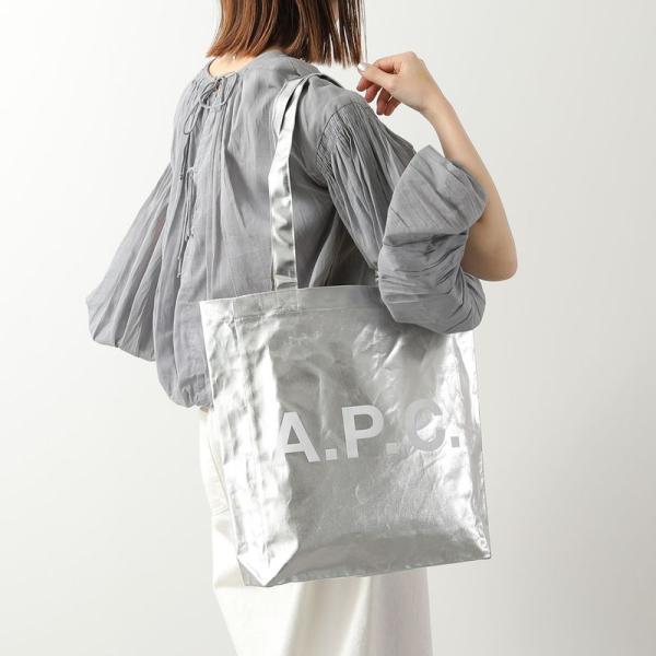 APC A.P.C. アーペーセー トートバッグ TOTE LOU ルー COHTM M61442 レディース メタリック シルバー ロゴ 鞄 RAB/ARGENT /【2026年春夏新作】