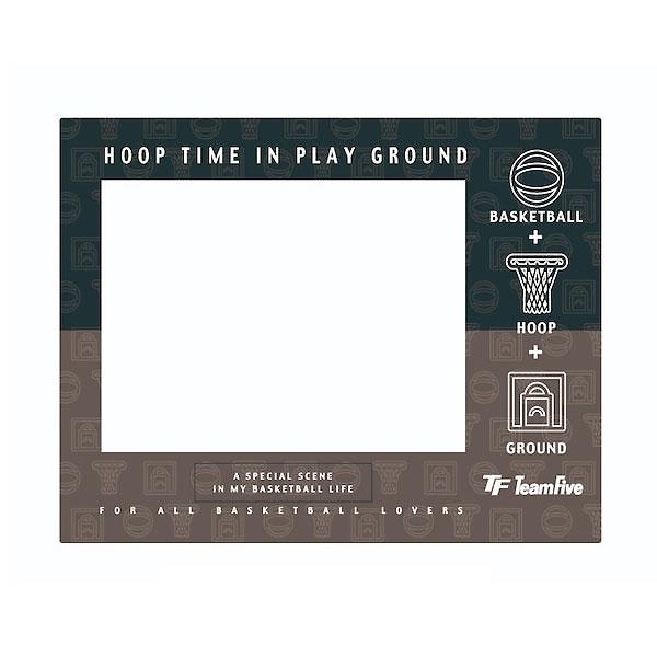 【メーカー】チームファイブ（Team Five）【カテゴリー】バスケットボール【分類】アクセサリー【商品説明】L判の写真を入れることができます。【カラー・仕様・サイズ】カラー：07（ブラック）素材：アクリル系樹脂サイズ：縦14cm×横19cm