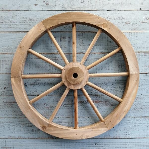 直径５０×奥行５センチ木製ノスタルジックな雰囲気を演出するガーデンウィール天然木の割れやキズ、塗装のヒビ割れやはがれがあり、状態は個々に異なります。木の割れやカケを補修してある部分もあります。オーナメント ガーデンオブジェ 飾り 置物車輪 ...