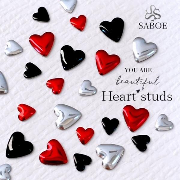 サイズ　4ｍｍ/6ｍｍ可愛いハートのスタッズ大小お選びいただけます！！裏面はフラットでカーブは付いておりません。メタルの素材上、細かい傷やスレが見られる場合がございます。＝＝＝＝＝＝＝＝＝＝＝＝＝＝＝＝＝＝＝＝＝＝＝＝＝＝＝＝＝＝＝＝★お使...