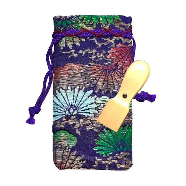 日本の文化として海外で認知されている「印鑑」や「漢字」。海外の方に非常に人気がありご要望がありましたので今回商品として出品することになりました。外国人の方の銀行口座を開設する場合はもちろん記念品・お土産などにオススメです！Known as ...