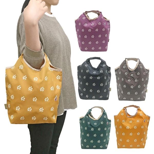 ナチュラルな雰囲気がかわいい、おしゃれなショッピングバッグ(S)。ツリー柄のプリントは、表・裏の各1箇所が刺繍になっており、持ち手部分のふち巻テープには、ドット柄の生地を使用している、こだわりのデザイン。買い物用のショッピングバッグとしては...