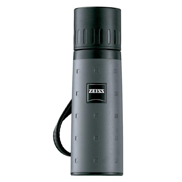 ＜ 主な仕様 ＞倍率：8倍対物レンズ径：20mm射出瞳径：2.5mm薄暮係数：12.6最短合焦距離：3m視界（1000mの距離）：110m見掛視界：51°アイレリーフ：15mm重さ：67g高さ：101mm直径：32mm防水性能：防沫付属品：...