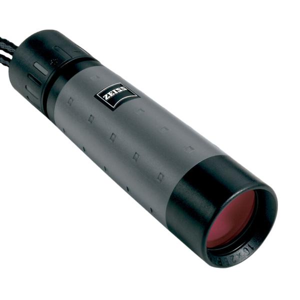 ＜ 主な仕様 ＞倍率：10倍対物レンズ径：25mm射出瞳径：2.5mm薄暮係数：15.8最短合焦距離：4.5m視界（1000mの距離）：88m見掛視界：51°アイレリーフ：15mm重さ：77g高さ：119mm直径：32mm防水性能：防沫付属...