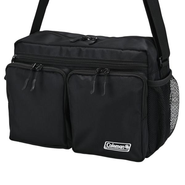 レンズを装着した中型ミラーレス機や交換レンズ、ストロボにタブレットなどが収納可能。＜ 主な仕様 ＞ブランド：Coleman(コールマン)内寸(約)：W300×H210×D100mm外寸(約)：W320×H230×D160mm製品重量(約)：...