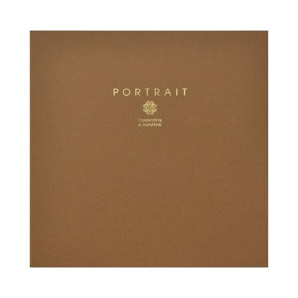 【発売日：2019年09月05日】薄型でシンプルなデザインの、タテ・ヨコ兼用写真台紙お手持ちの写真に合わせてタテヨコを自由に決められる、便利なスクウェア写真台紙です。薄型の表紙に金箔押しで表紙カットを入れた、シンプルなデザインです。中額の中...