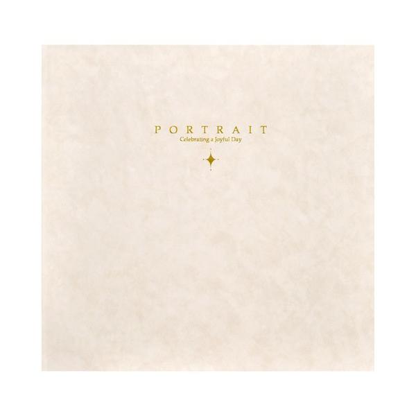 【発売日：2019年09月05日】ペーパークロスを表紙に使用した、タテ・ヨコ兼用写真台紙お手持ちの写真に合わせてタテヨコを自由に決められる、便利なスクウェア写真台紙です。 手触りの良いマーブル調のペーパークロスに金や銀の箔押しが映える表紙が...