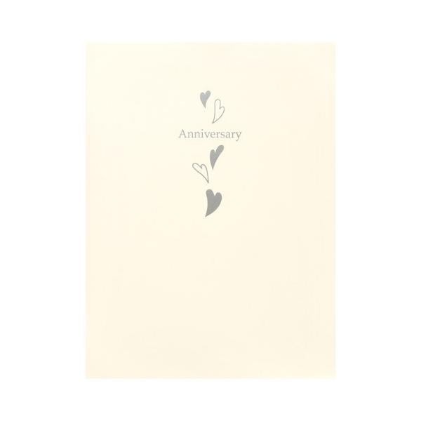 【発売日：2019年09月05日】■普通台紙 No.710表紙に銀箔のハート模様をあしらったシンプルな写真台紙表紙に銀箔のハート模様をあしらった、シンプルなデザインの写真台紙です。入学式や結婚式から日常のお祝いまで、用途を選ばず幅広くお使い...