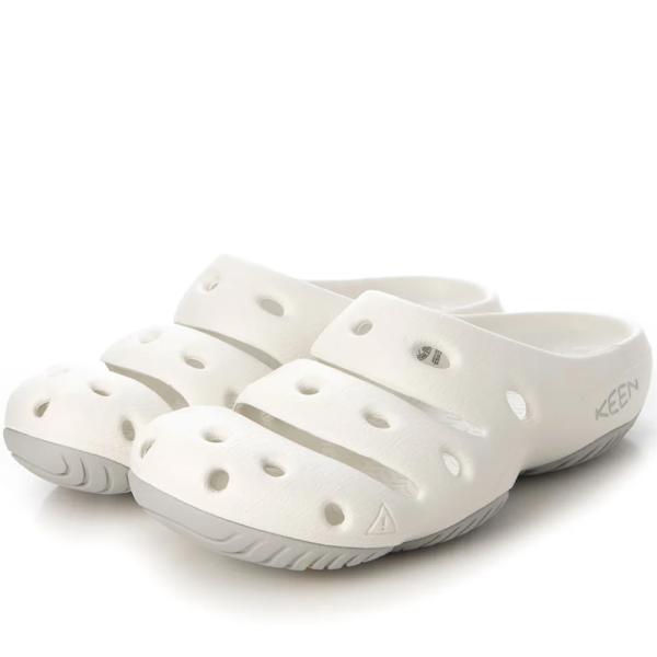 商品説明ヨギは、まったく新しい発想から生まれた軽量でコンフォート性に優れたリラックスクロッグ。KEENオリジナルのアウトソールは優れたグリップ性を発揮し、さまざまなフィールドでその力を発揮します。屈曲性を高めるデザインはスリッポンサンダルと...