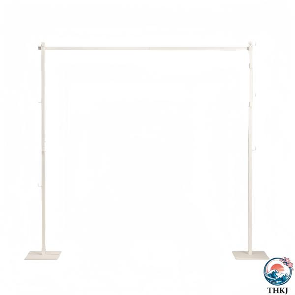 商品の説明                                                スタイリッシュで実用的な室内物干しラックです。サイズは約120×160cmと160×160cmで、様々な家庭空間にフィットします。組み...