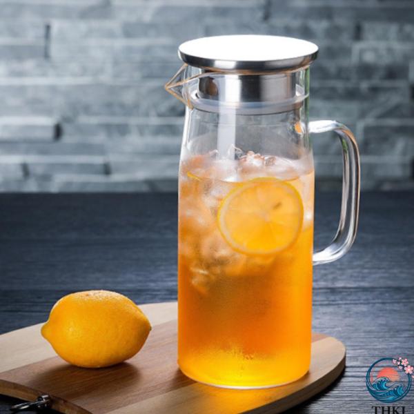 商品の説明                                                 耐熱ガラスピッチャーガラスジャグ1000ml/1300ml/1500ml温かい飲み物にも冷たい飲み物にも使える耐熱ガラス製のピッチャ...