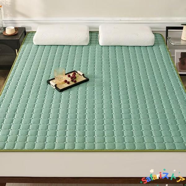 【超軽量で折りたたみ可能、収納に便利のマットレス】：軽量かつ折りたたみ設計により、使用しない時はコンパクトに収納可能。クローゼットやベッド下にもスッと収まり、省スペース。急な来客時や予備寝具としても大活躍の折りたたみマットレスです。女性や高...