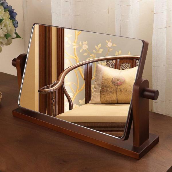 【商品名】　卓上ミラー 木製 鏡 大きい スタンドミラー 卓上 木 化粧ミラー 36*22*8cm 化粧鏡 メイクアップ・化粧用 360度回転 卓上鏡  【商品説明】　・【回転調整設計】360°回転できる高精細ミラーでもあるということで，さ...