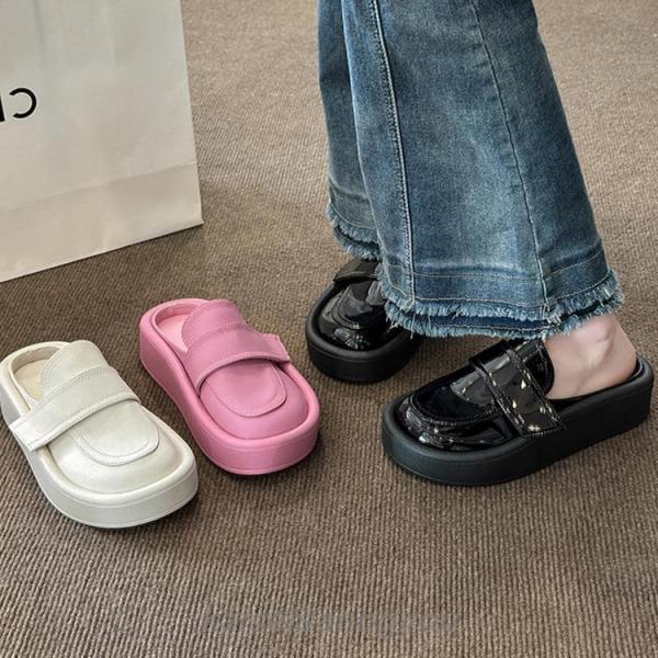 ミュール サンダル レディース サボサンダル 厚底 履きやすい 柔らかい フラットシューズ 靴[素材]アッパー：合成皮革アウトソール：TPR再生ソール[原産国] 中国※靴箱について靴箱は、海外からのGJC及びおGJC迄のGJCの過程で汚れや...