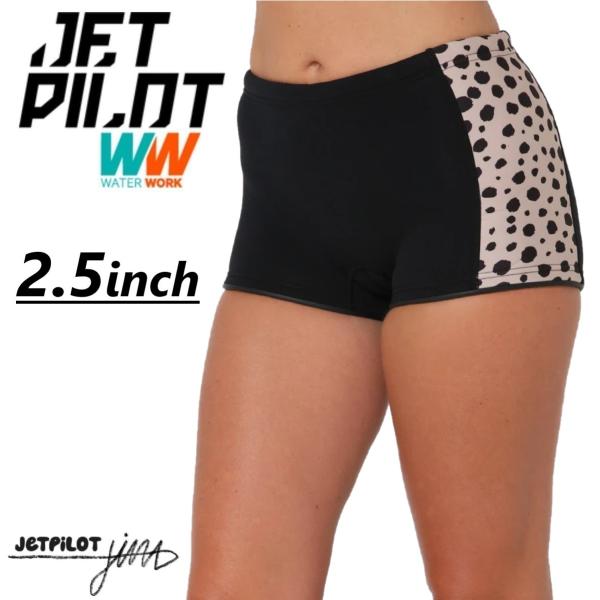 ★★★JETPILOT 2024 MODEL★★★2024年モデルのレディースボードパンツです。・股下2.5インチ（6.35cm）のベリーショート丈です。・360°ストレッチ ライムストーン ネオプレーン素材を100%使用　運動性と着心地が...