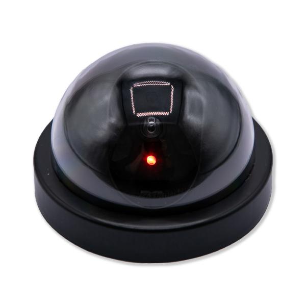 簡単に取り付けられ、手軽に防犯対策できます。赤色LEDが常時点滅し、本物の防犯カメラと見分けがつかないデザイン。リビングやオフィスなど、さまざまな場所に設置可能で、大切な人や物を守るための安心感を提供します。【セット内容】本体、取り付け用ネ...