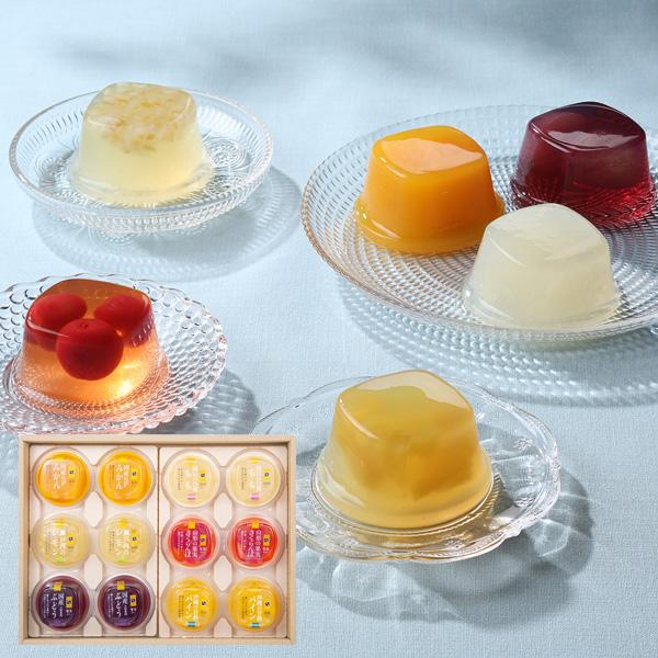 国産果実を使用したゼリーの詰合せ。色鮮やかで見た目もおいしい、夏におすすめの爽やかなゼリーギフトです。※スプーンは付いておりません