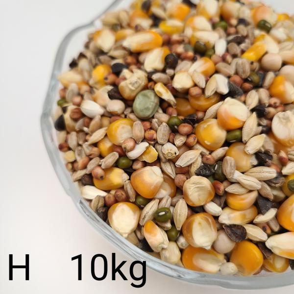 ＝＝卸売りから直接お客様へ一直線に＝＝・とうもろこしはインドメーズ大粒を使用しています。(全体の55％)・製造直売だからこそできるこの価格！！・弊社独自の磨きによりほこりを除去、品質安定を追求しています。〈配合内容〉インドメーズ大粒、白マイ...