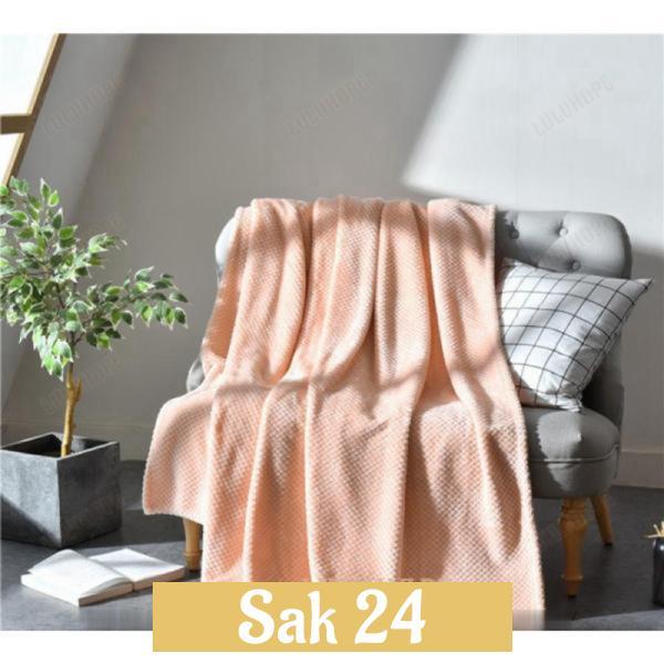 素材◆このマルチカバーは混紡を採用、素材もしっかりしていて、座り心地もよいです。デザイン◆（北欧風 無地）商品の柄が場所を選らず、どんな内装風格の部屋にも合われます。お部屋の模様替えにも大活躍間違いなしです。自分用はもちろん、プレゼントも。...