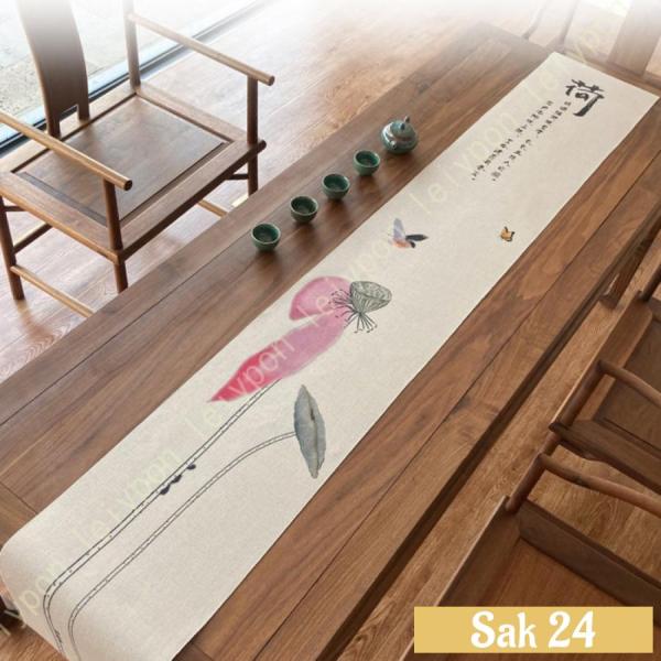 【材質】：ポリエステル製【サイズ（cm）】：32*120cm 32*150cm 32*180cm 32*215cm 32*250cm 32*300cm　★テーブルの中央にさらりと敷きこむだけで、ぐっとお洒落な雰囲気を作り出してくれるテーブル...