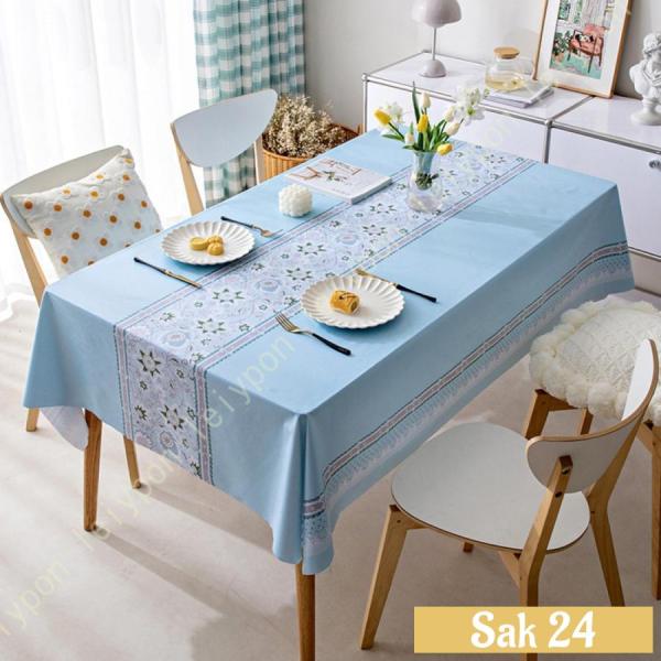 素材：PVC★季節やイベント、気分によって簡単に変えられるので、いつもの食卓がもっと楽しくなりますよ。 サッとテーブルにかけるだけで、和食にも洋食にも、どんな料理にも合います。★テーブルを傷や汚れから守り、繰り返し洗濯しても色落ちしにくく、...