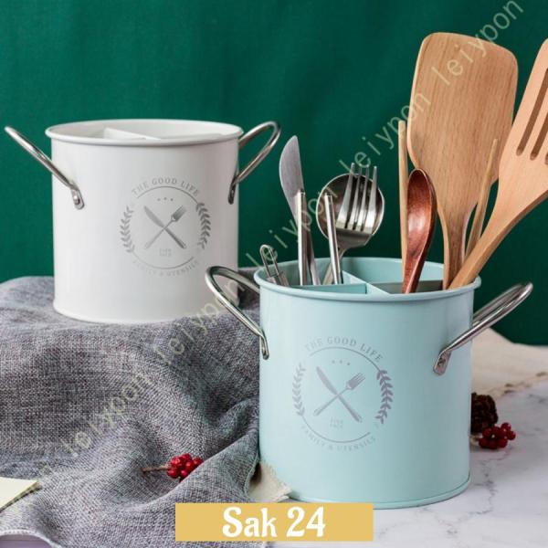 【商品仕様】製品：A=約14.5*13cm。材質：炭素鋼製。具体的な製品とサイズは画像の説明を見てください。注意：製品は箸置きに限り、他の撮影品は含まれていません！ 箸置きは、さまざまな箸、フォーク、スプーンなどの食器を収納できる理想的なキ...